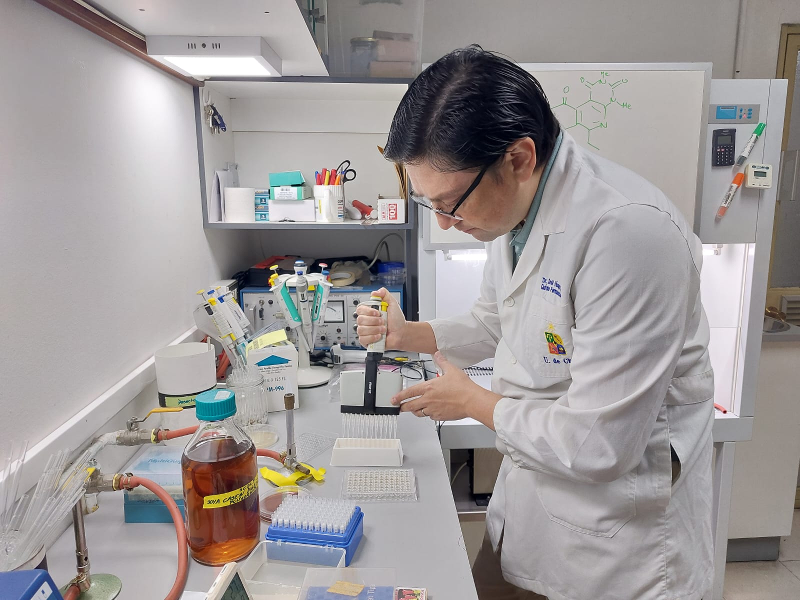 Investigadores U. de Chile crean compuesto activo para combatir ...